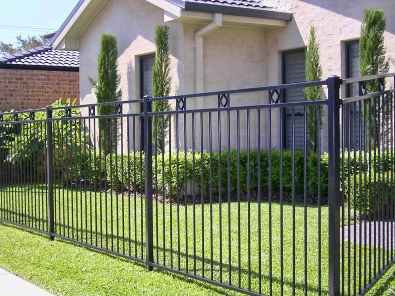 100 лучших идей: забор на дачном участке на фото