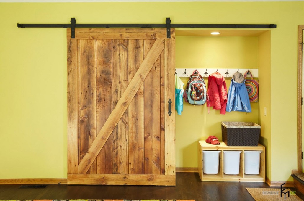 Двери на роликах: раздвижные и межкомнатные идеи на фото